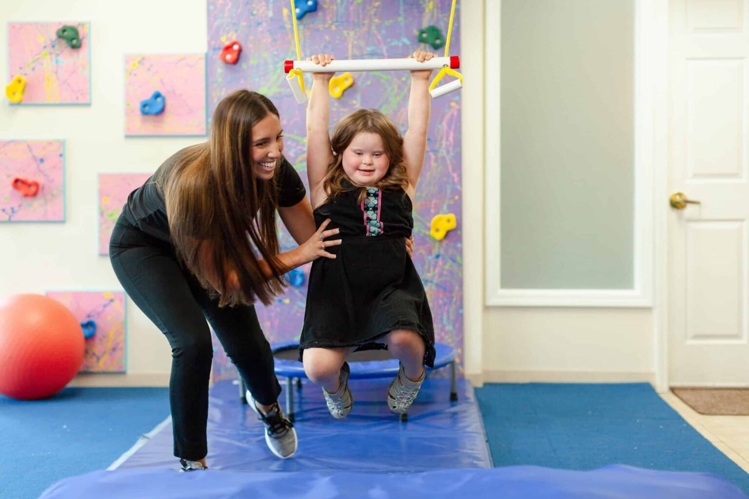 Welcome to a Pediatric Physical Therapy Clinic | Equipment & Activity ...